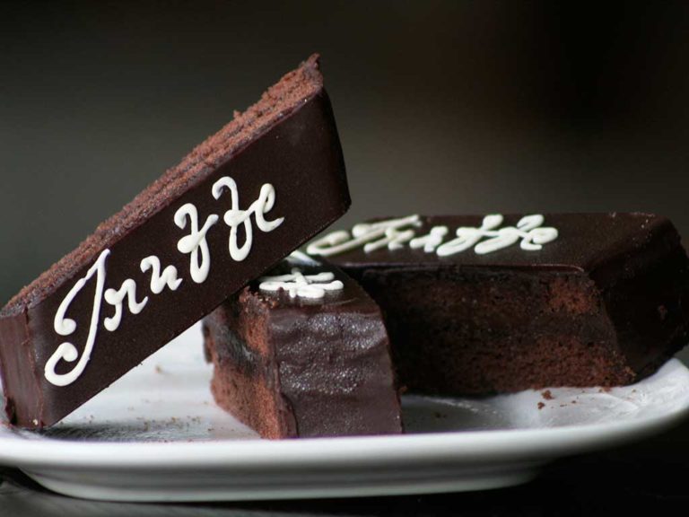 Restaurant & Bakery in Abu Dhabi, UAE | Top Rated & Home Delivery